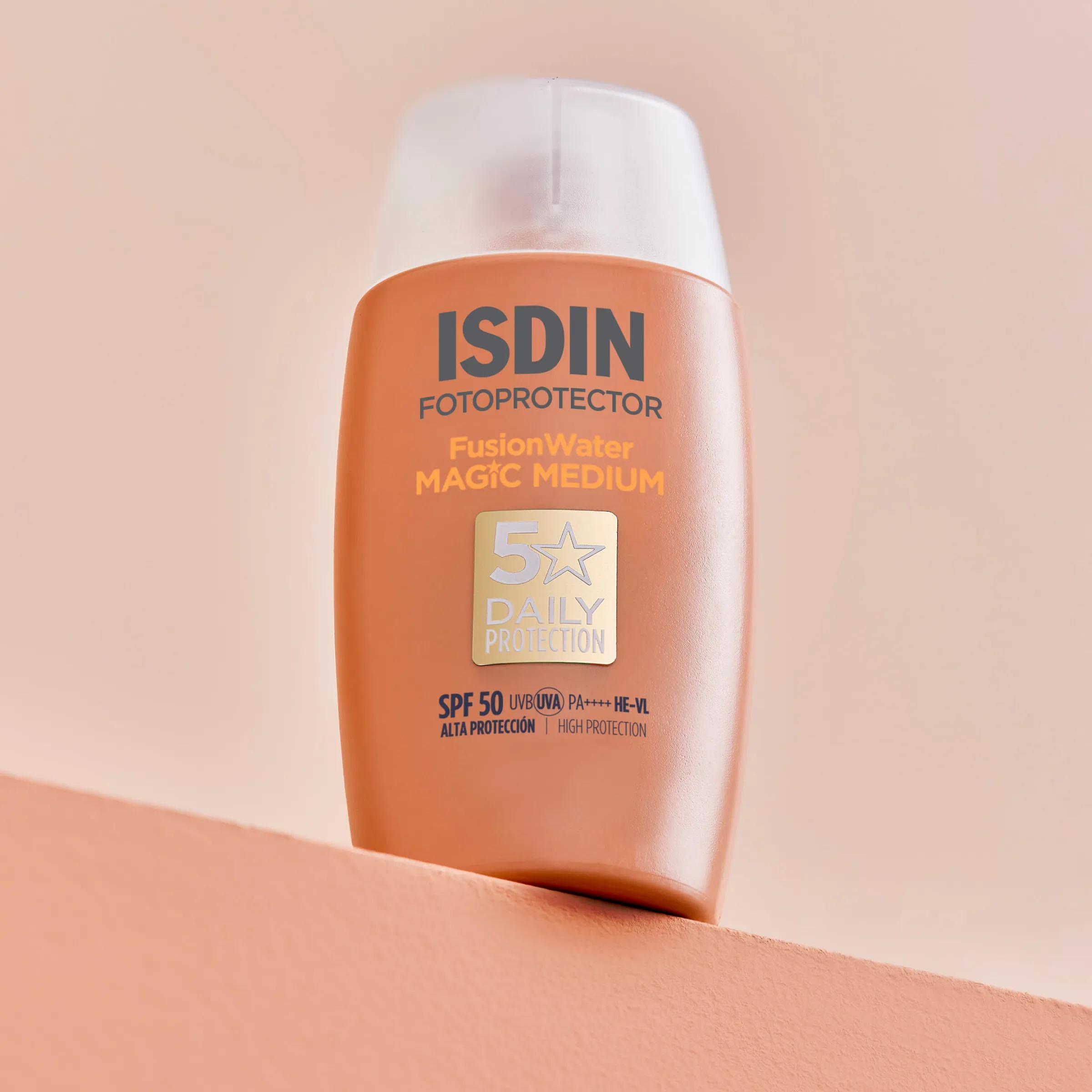 Fusion Water MAGIC Medium SPF 50 | ISDIN